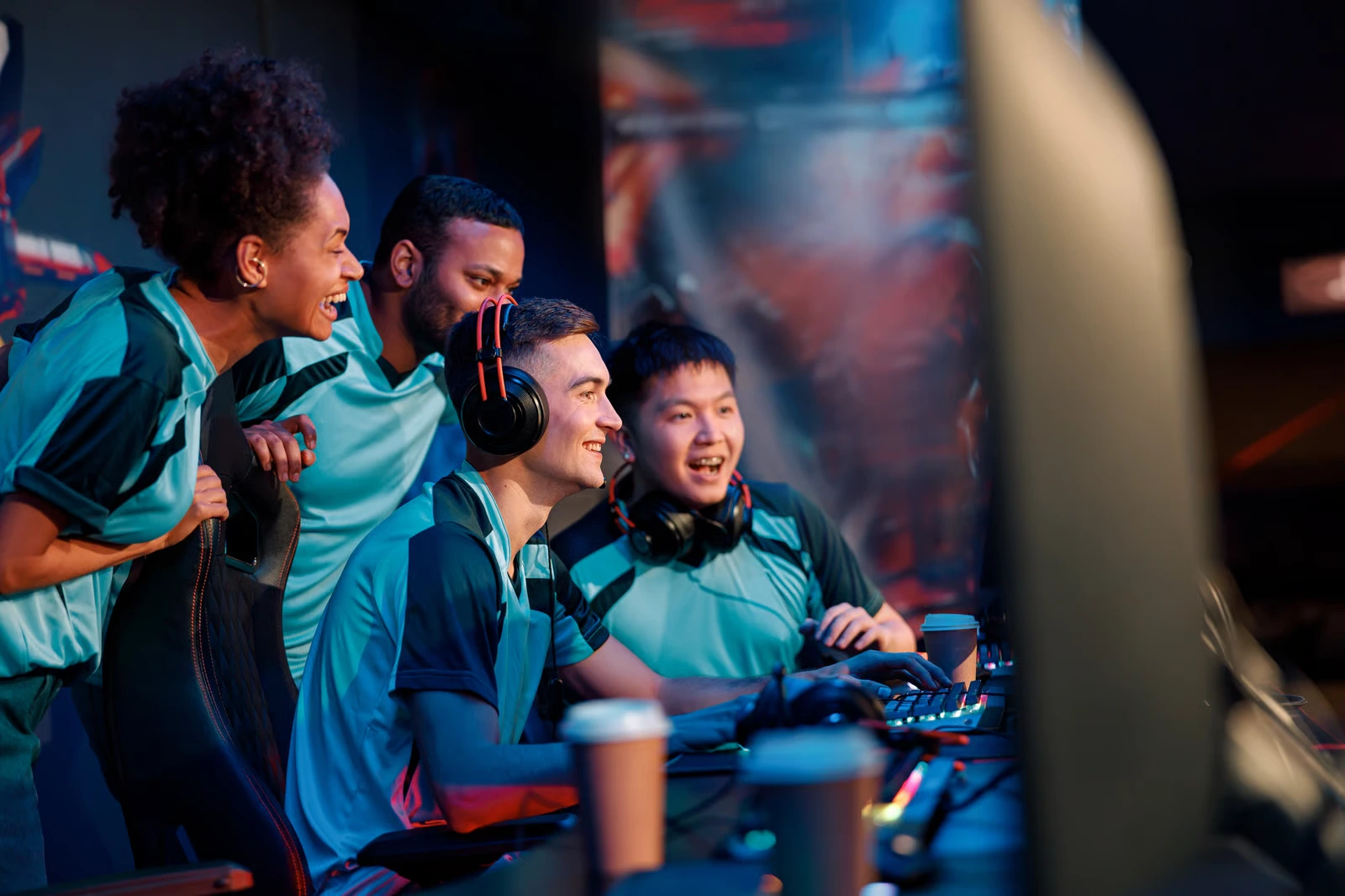 Roster Stability vs Firepower: What Really Wins in Esports